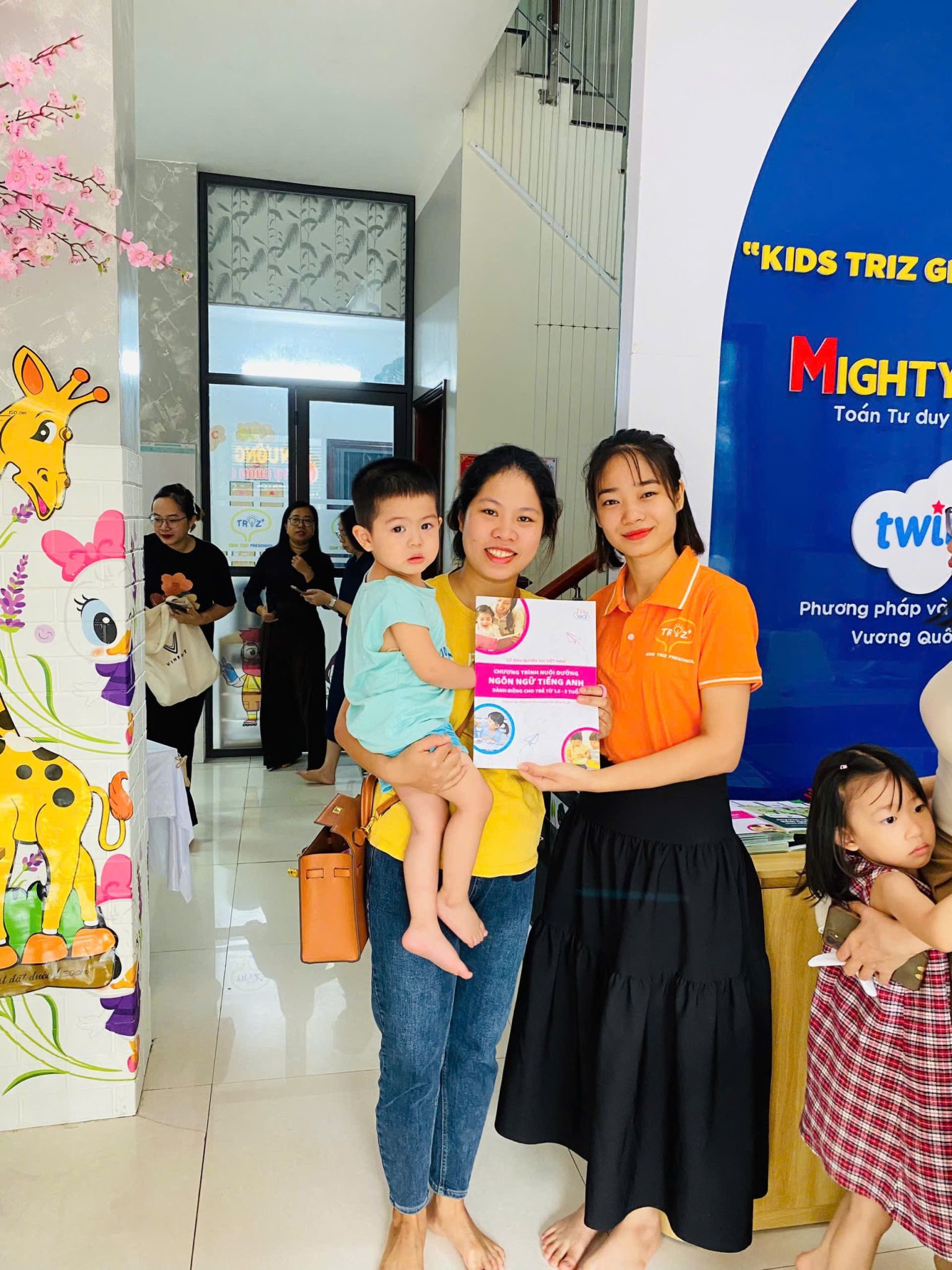 LỄ KÝ KẾT HỢP TÁC VÀ CHUYỂN GIAO CHƯƠNG TRÌNH TIẾNG ANH BẢN QUYỀN BUDDING BEAN VÀ TINY BEAN TẠI ...